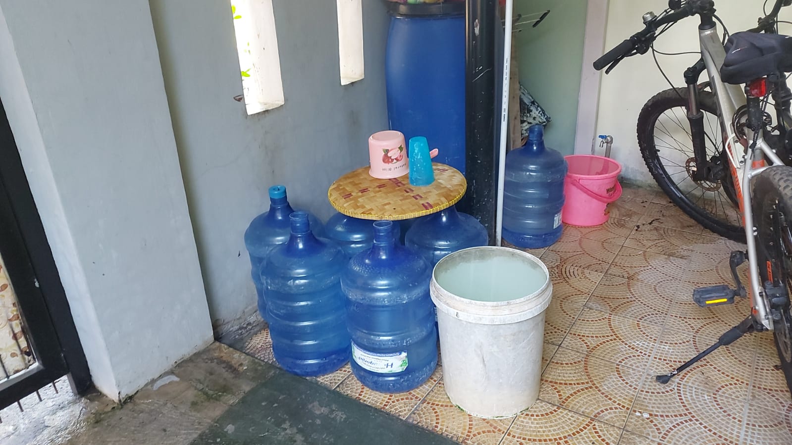 Sejumlah Warga Keluhkan Air PDAM CM Tidak Mengalir – Harita.id