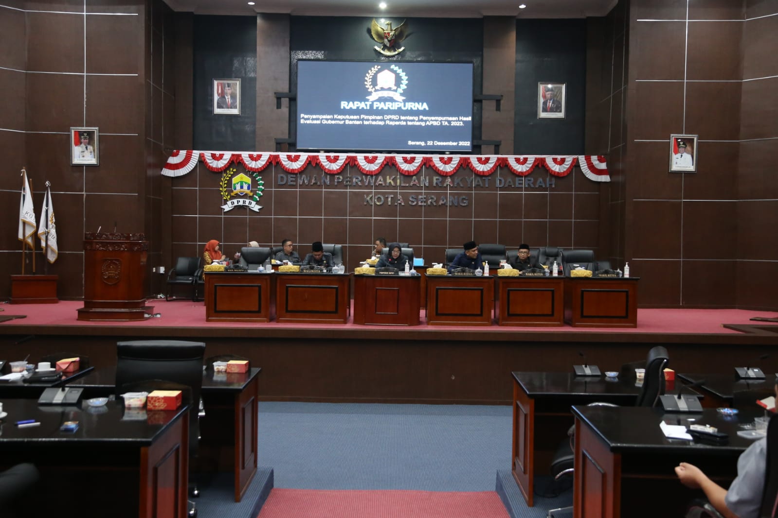 Paripurna Penyampaian APBD 2023 Molor 4 Jam – Harita.id